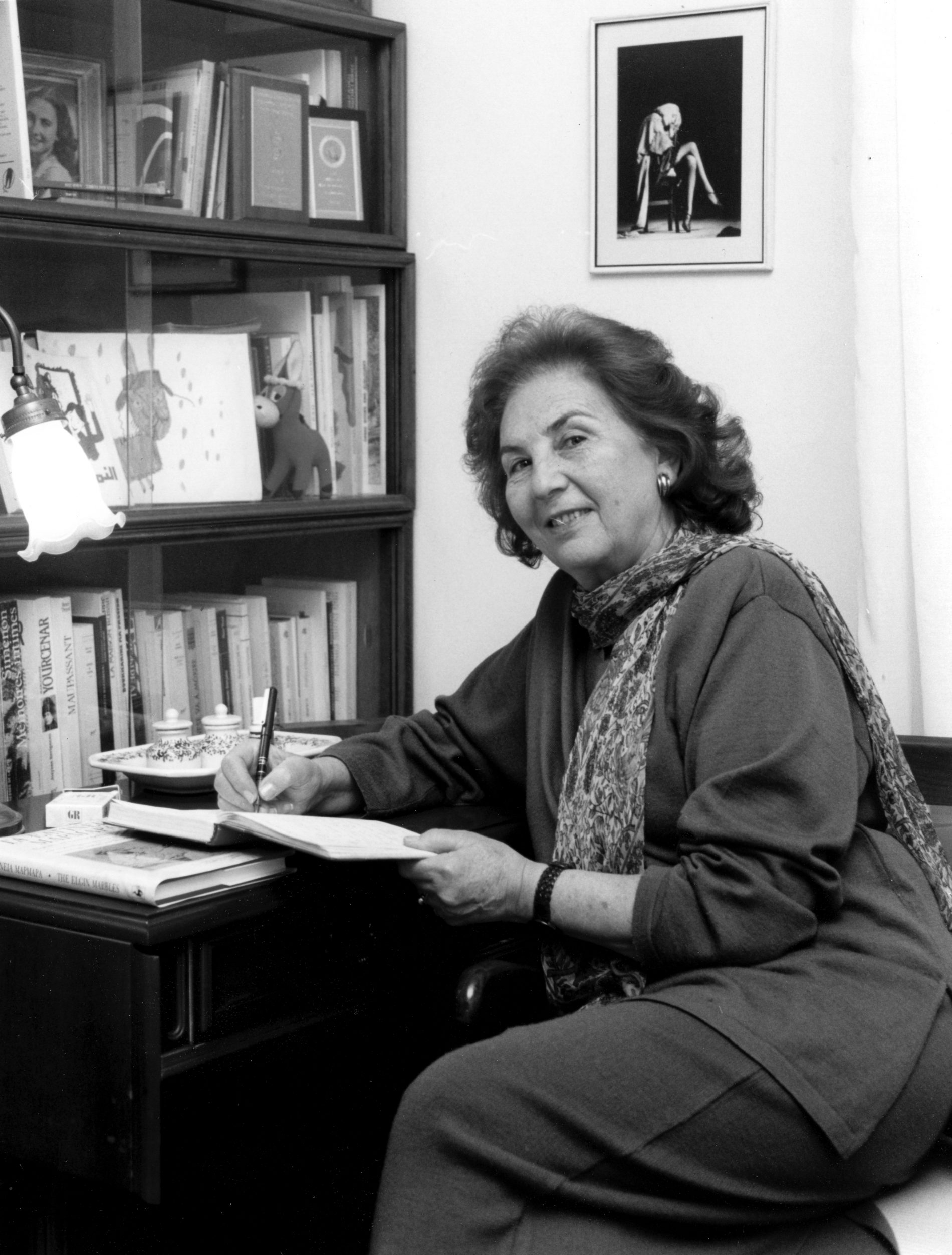 Έκθεση ''Άλκη Ζέη 1923-2020. Ο μεγάλος περίπατος της Άλκης'' | H ...